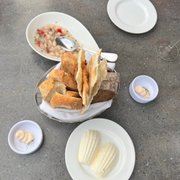 JOE MUER SEAFOOD - 1090 Photos & 761 Reviews - 400 Renaissance Ctr ...