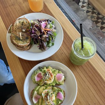 THE PRESS - PLEASANTON - Updated August 2025 - 3112 Photos & 1776 ...