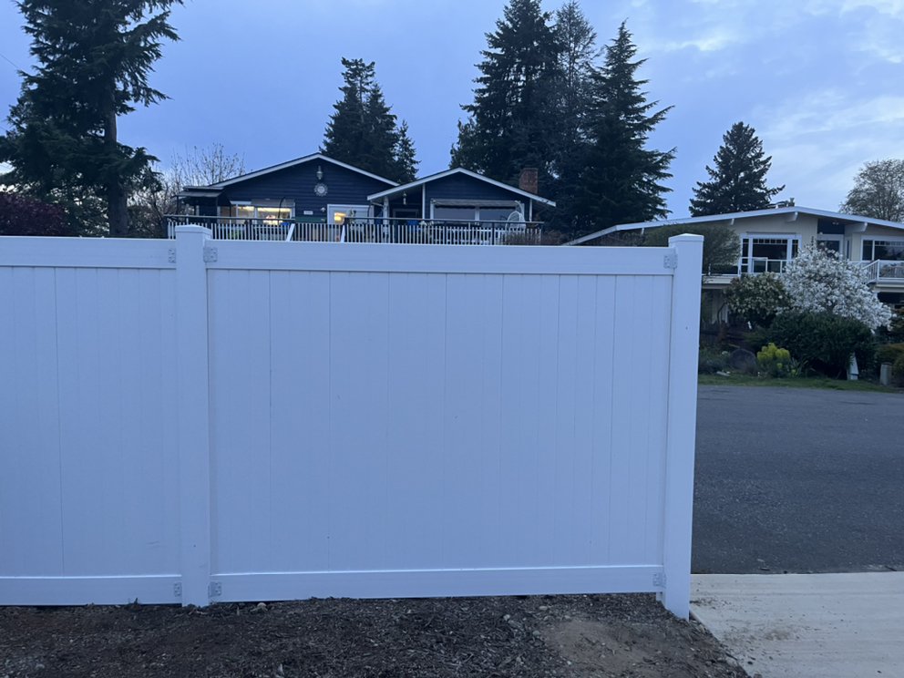 SEATTLE FENCES AND REPAIRS - Seattle, Washington - Fences & Gates ...