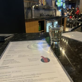 TOM’S WATCH BAR - NATIONAL HARBOR - Updated November 2024 - 104 Photos ...