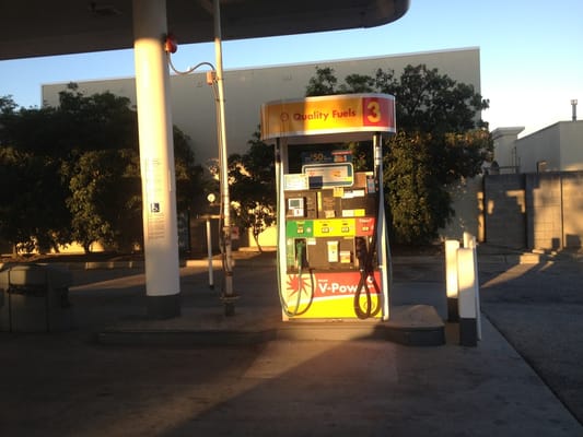SHELL GAS STATION - Updated December 2025 - 15 Reviews - 2700 Soquel ...