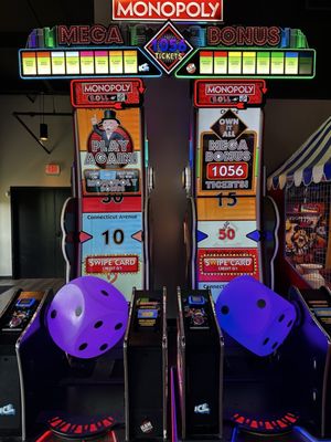 PINHEADS - Updated January 2026 - 47 Photos & 14 Reviews - 18 ...