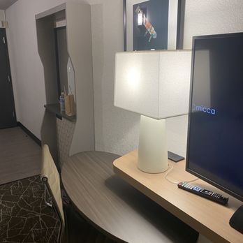 HOLIDAY INN NEWARK INTERNATIONAL AIRPORT - Updated January 2026 - 48 ...