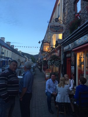 DAVITTS BAR RESTAURANT - Updated August 2025 - 16 Reviews - Henry ...