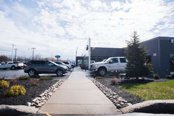 WEST HERR FORD OF ROCHESTER - Updated January 2026 - 15 Photos & 23 ...