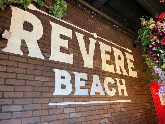 REVERE BEACH PIZZERIA - 180 Shirley Ave, Revere, Massachusetts - Pizza ...