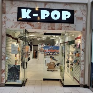 VIOLET K-POP - 70 Photos - 575 W Bay Area Blvd, Webster, Texas - Gift ...
