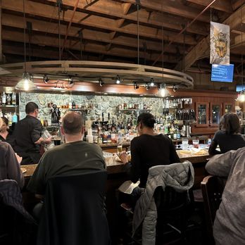 GLACIER BREWHOUSE - Updated July 2024 - 3081 Photos & 2817 Reviews ...