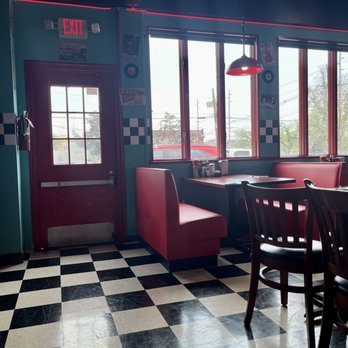WALLINGTON DINER - Updated December 2025 - 144 Photos & 57 Reviews ...