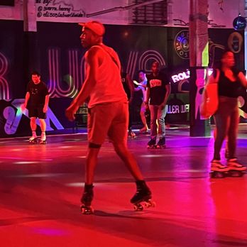 ROLLERWAVE NYC - Updated December 2025 - 21 Photos - 625 Atlantic Ave, Brooklyn, New York ...