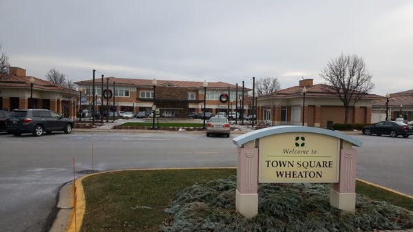 TOWN SQUARE WHEATON - Updated December 2025 - 12 Photos & 15 Reviews ...