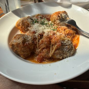 BACIO - Updated April 2025 - 391 Photos & 419 Reviews - 1571 Plymouth ...