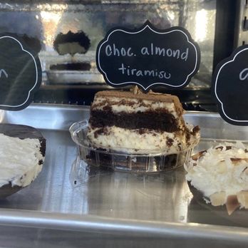 UTICA BAKERY - Updated December 2025 - 221 Photos & 131 Reviews - 430 ...