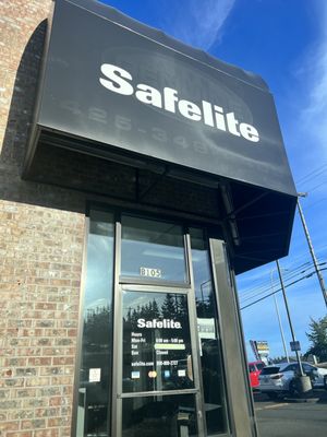 SAFELITE AUTOGLASS - Updated September 2025 - 20 Reviews - 717 128th SW ...