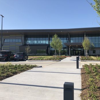 WEST PEARLAND LIBRARY - Updated August 2025 - 128 Photos & 34 Reviews ...