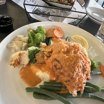 FINZ SEAFOOD & GRILL - Updated December 2024 - 1006 Photos & 1181 ...