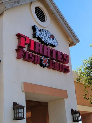 PIRATES FISH AND CHIPS - Updated December 2025 - 24 Photos & 96 Reviews ...