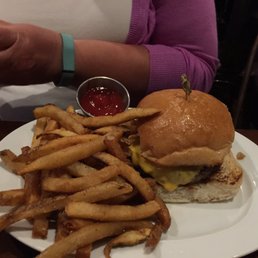 RED’S TABLE - 362 Photos & 599 Reviews - 11150 S Lakes Dr, Reston ...