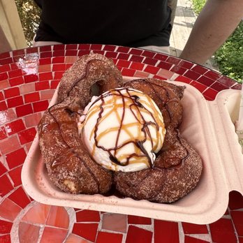 FRITTERS ON THE LAKE - Updated January 2026 - 39 Photos & 25 Reviews ...