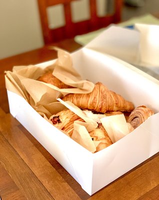 CRÈME BAKERY - Updated July 2025 - 517 Photos & 512 Reviews - 116 N ...