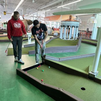 SUBPAR MINIATURE GOLF - 393 Photos & 306 Reviews - 1600 Park St ...