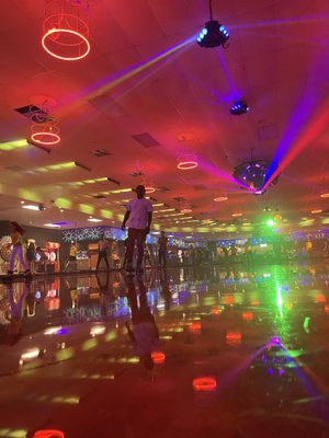 HAMILTON SKATE PLACE - Updated October 2025 - 24 Photos & 11 Reviews ...