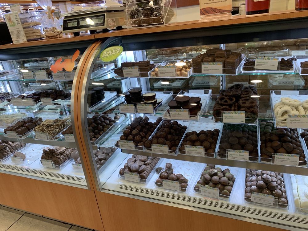 ROCKY MOUNTAIN CHOCOLATE FACTORY - Updated October 2025 - 31961 Gratiot ...