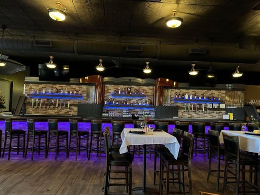 ALIBI BREAKFAST LUNCH DINNER AND BAR - Updated May 2026 - 30 Photos ...