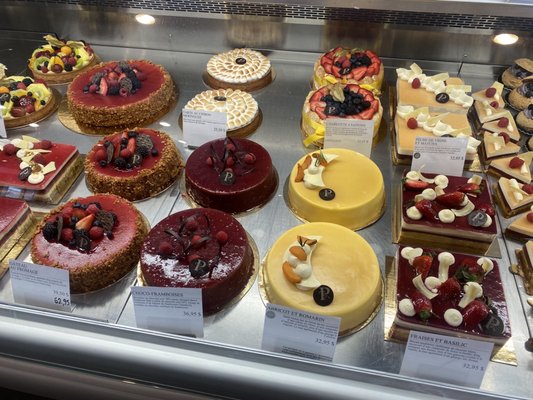 PREMIÈRE MOISSON - Updated December 2025 - 34 Photos & 23 Reviews - 5500 Avenue de Monkland ...