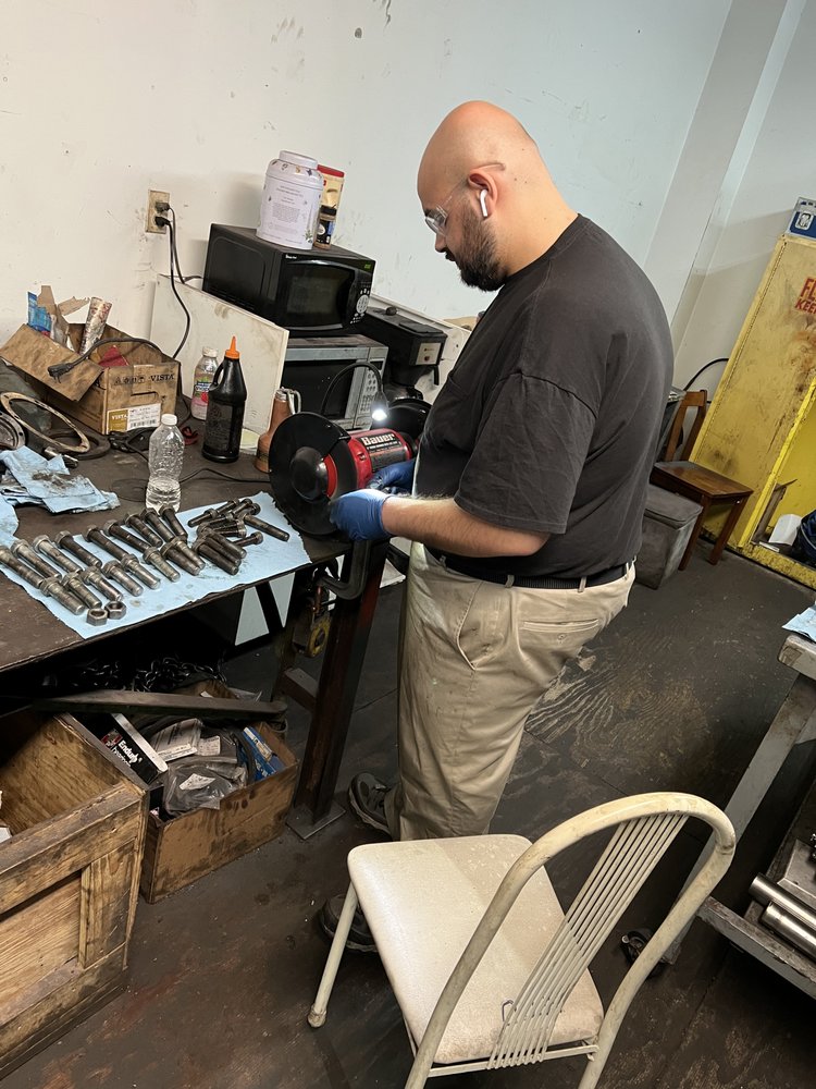 GLOBAL MACHINE - Updated December 2025 - 10 Photos - 2744 Hylan Blvd ...