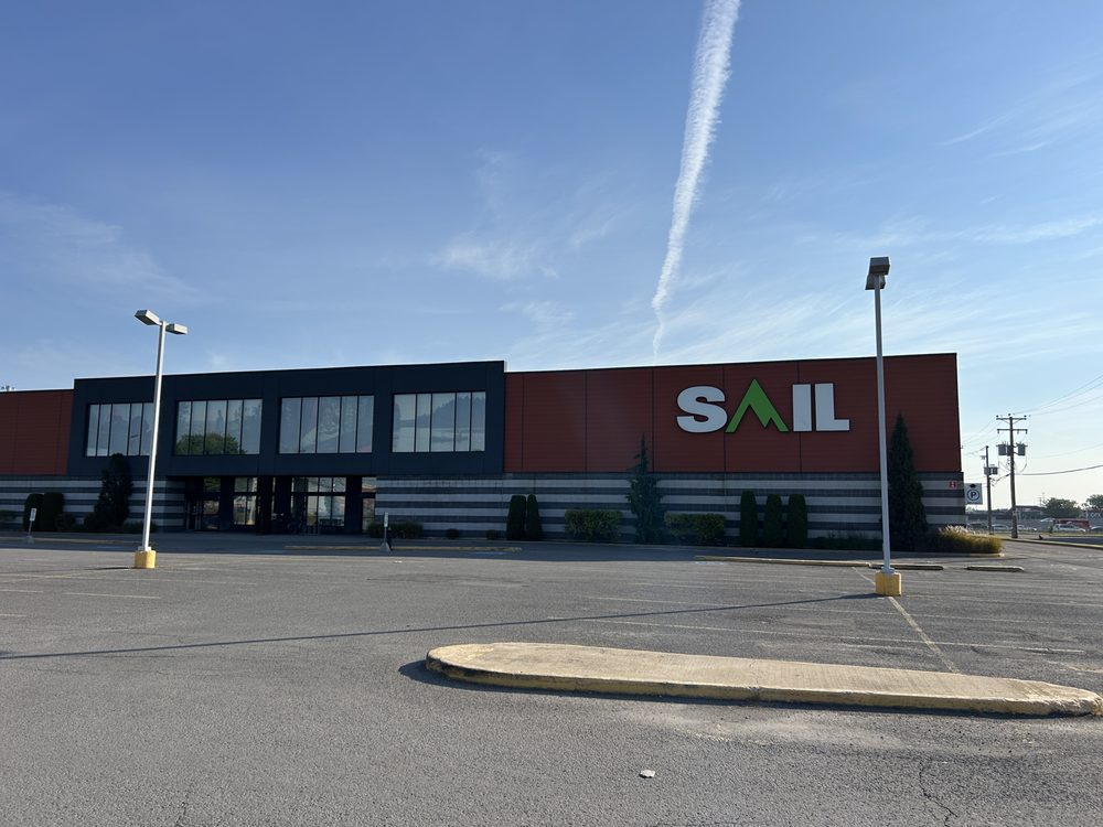 SAIL - Updated January 2026 - 59 Photos - 2850 Avenue Jacques-Bureau ...