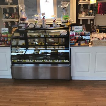 NOTHING BUNDT CAKES - Updated November 2024 - 88 Photos & 122 Reviews ...