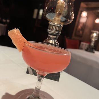 THE CELLAR RESTAURANT - 2432 Photos & 1695 Reviews - 305 N Harbor Blvd ...