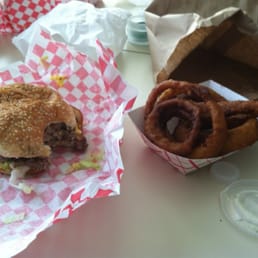 BURGERTOWN DAIRY FREEZE - Updated August 2025 - 53 Photos & 99 Reviews ...