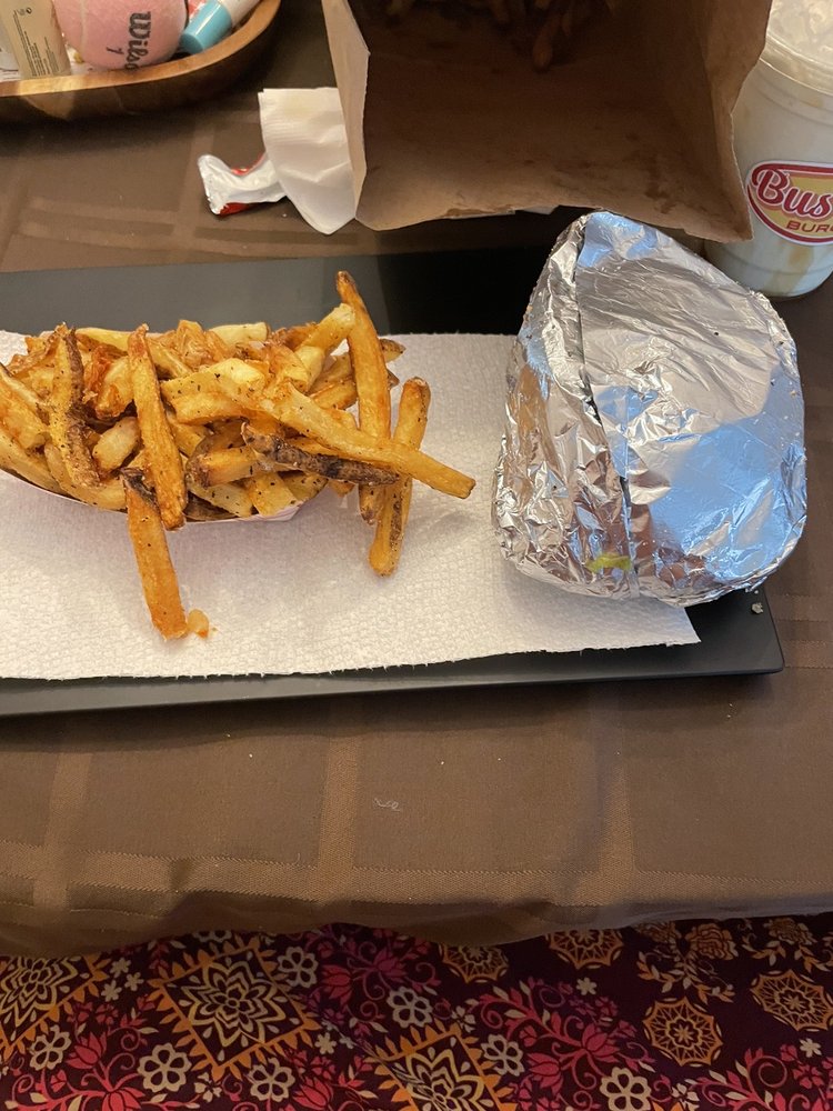 BUS LOOP BURGERS - Updated April 2025 - 22 Reviews - 2632 North Hwy 67 ...