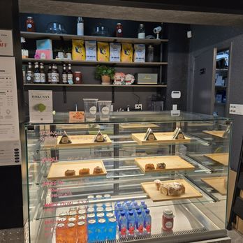 18FEET - Updated August 2025 - 28 Photos & 10 Reviews - 86 Gerrard ...