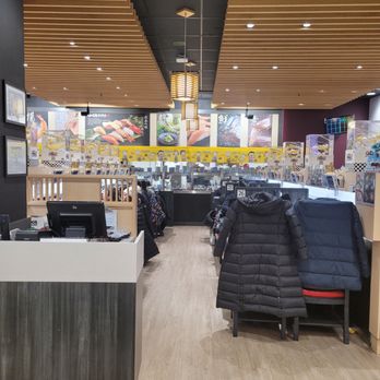 KURA REVOLVING SUSHI BAR - Updated May 2024 - 343 Photos & 132 Reviews ...