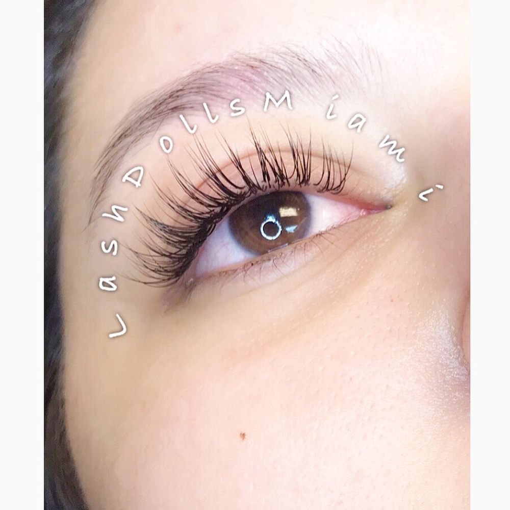 LASH DOLLS MIAMI BEAUTY STUDIO - 17 Photos & 27 Reviews - Eyelash ...