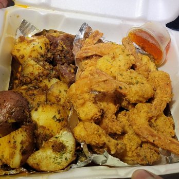 BOOM SHACK - Updated December 2025 - 24 Photos & 14 Reviews - 3417 S ...