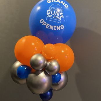 BUNS ON FIRE - Updated September 2024 - 75 Photos & 29 Reviews - 466 W ...