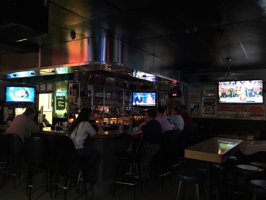 THE CLUB CAR - Updated April 2025 - 32 Photos - 122 Wright St, Iowa ...