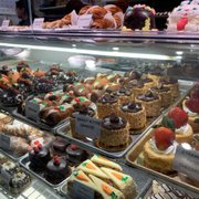 ISGRO PASTRIES - 472 Photos & 485 Reviews - Bakeries - 1009 Christian ...