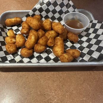 HOPS & HOGS COUNTRY SMOKEHOUSE - Updated June 2025 - 106 Photos & 85 ...