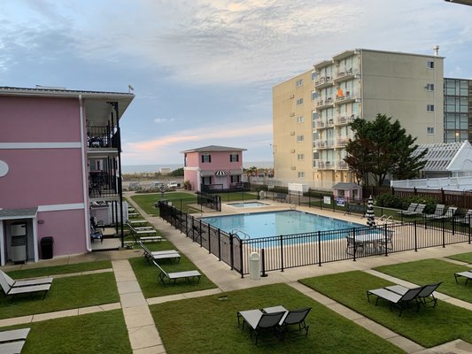 PERIWINKLE INN - Updated September 2024 - 71 Photos & 72 Reviews - 1039 ...