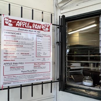 THE APPLE PAN - Updated September 2024 - 2441 Photos & 3520 Reviews ...