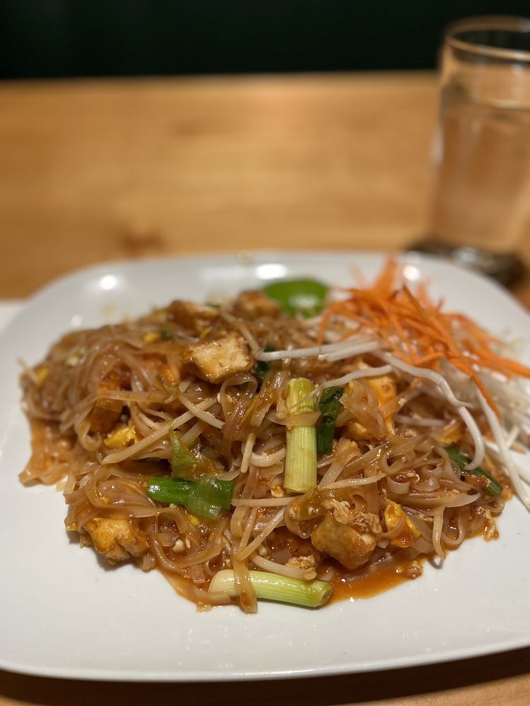 PAD THAI KITCHEN - Updated November 2025 - 256 Photos & 556 Reviews ...