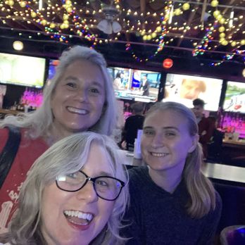 SOCIAL DISTANCE BAR AND GRILL - Updated October 2025 - 38 Photos & 16 ...