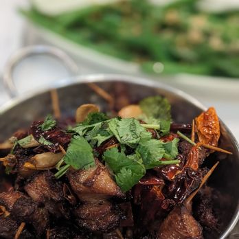 GARLIC AND CHIVES - Updated July 2024 - 7568 Photos & 2221 Reviews ...