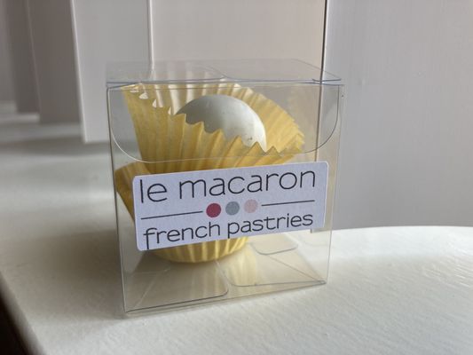 LE MACARON - Updated January 2026 - 24 Photos - 112 N Broadway ...