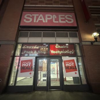 STAPLES - Updated December 2025 - 21 Photos & 70 Reviews - 105 W 125th ...